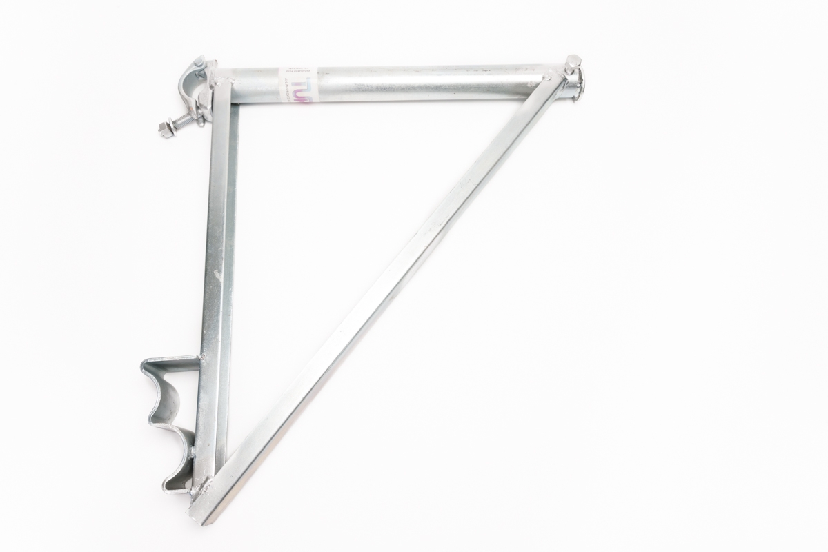 Extending Hop Up Bracket for Versatile Scaffolding Solutions